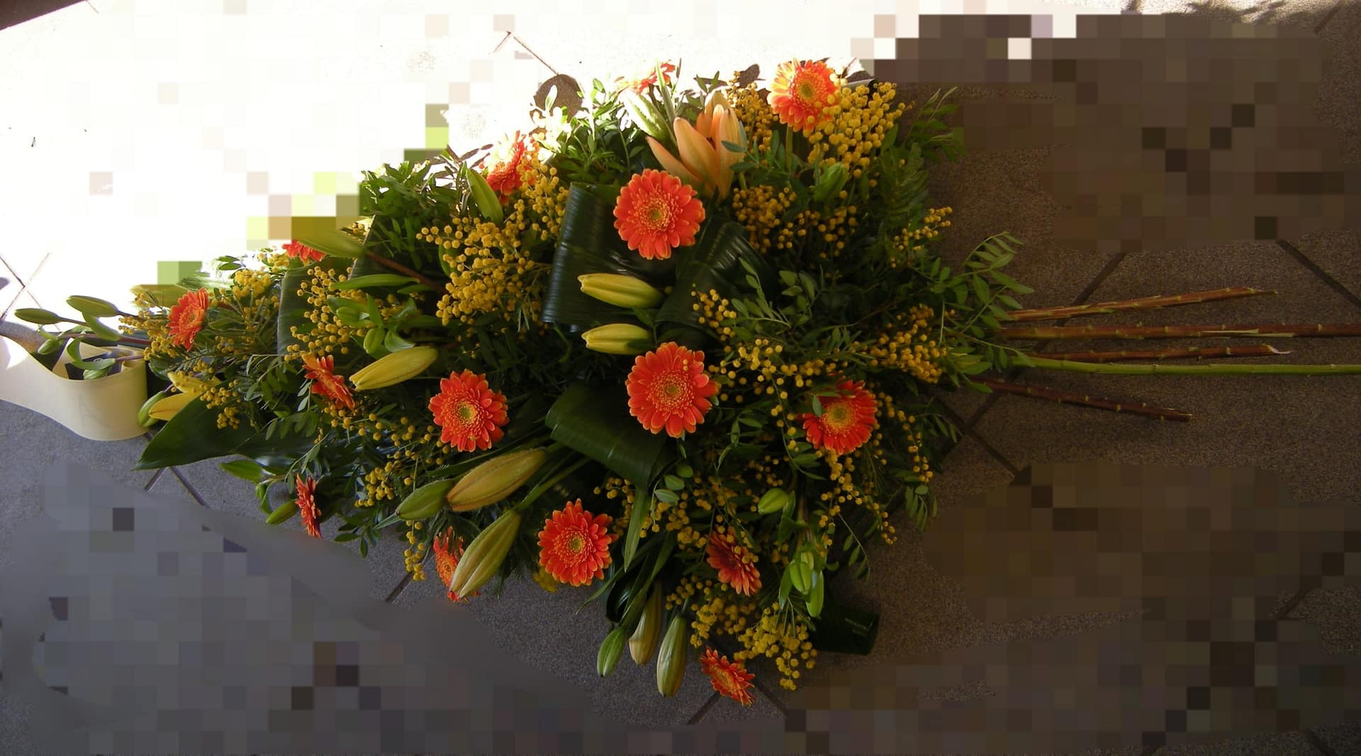 Gerbe piquée - Fleurs des Anges